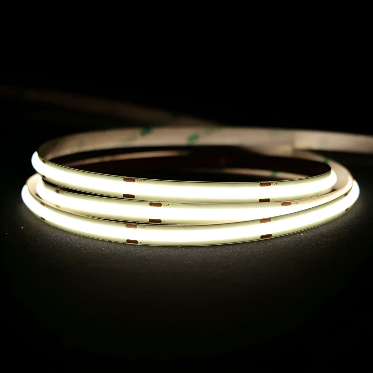 Tira LED COB 24V DC 7.5W/m IP20 20m - Luz Neutra | Leroy Merlin