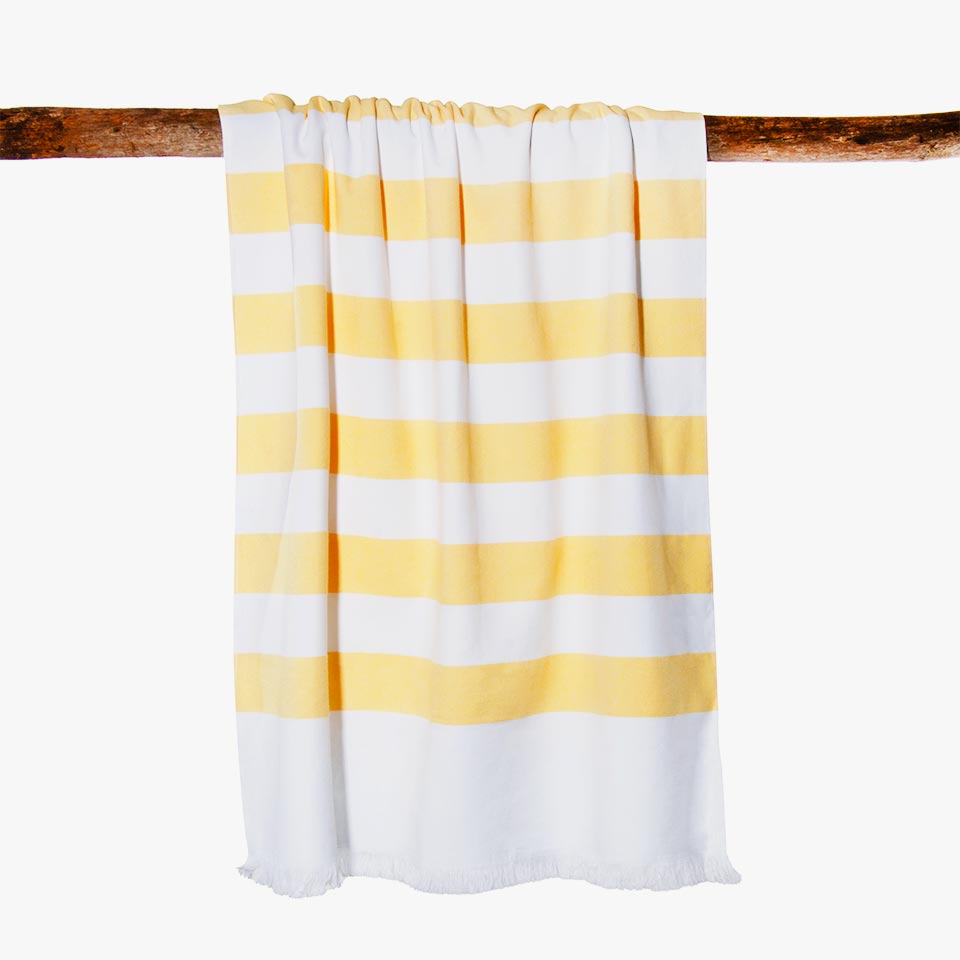 Toalla de playa SUN LOVERS Amarilla | Leroy Merlin