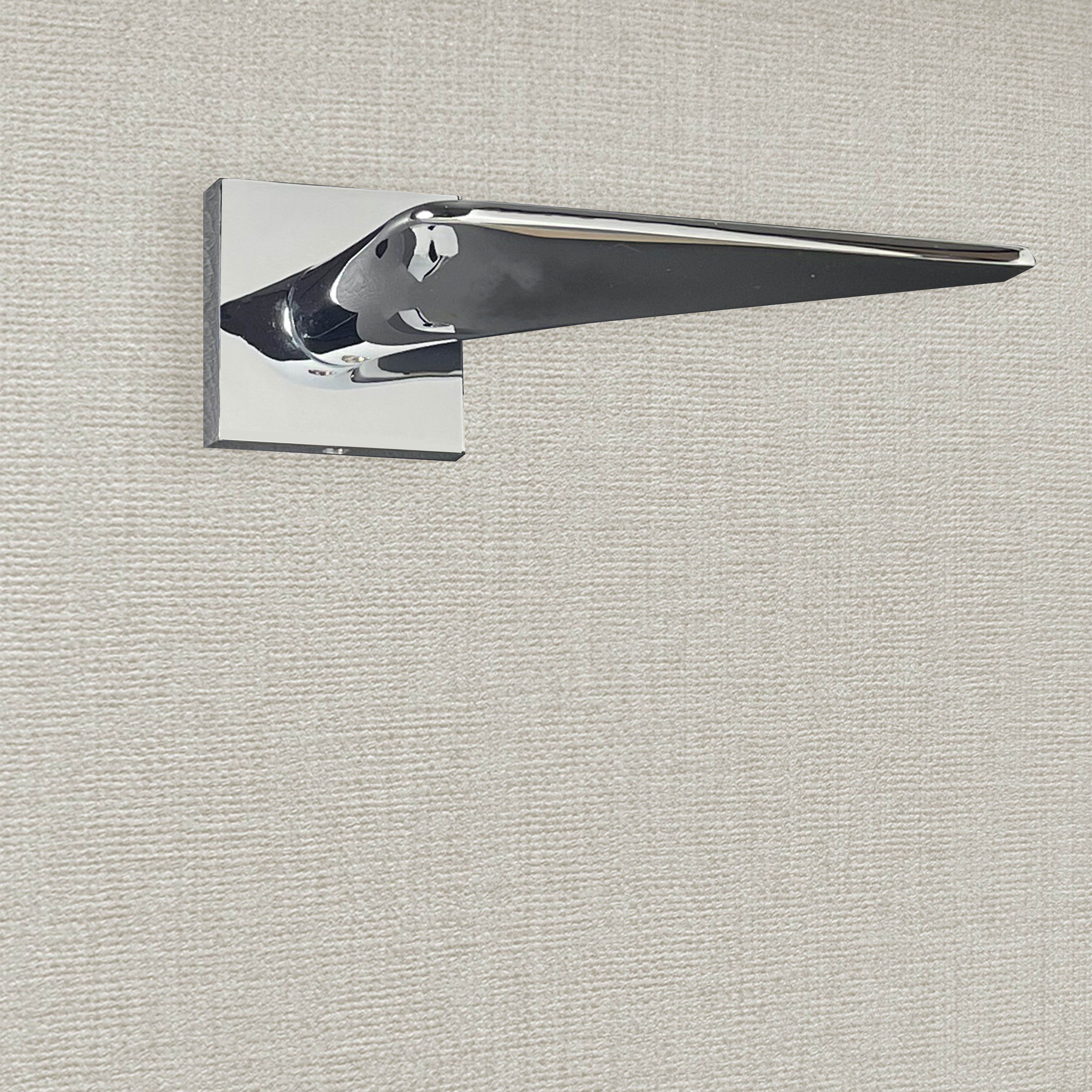 Poignée de porte design finition aspect chrome brillant Andrea ...