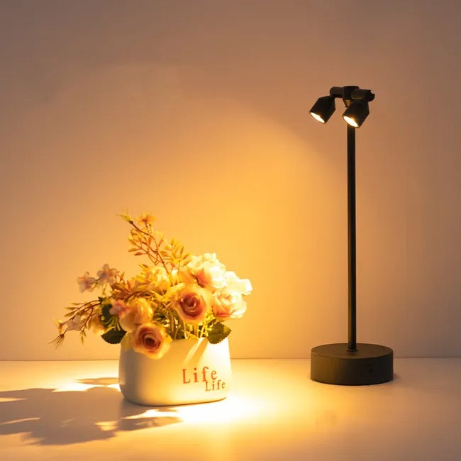 Projecteur multi-têtes sans fil, lampe de table LED, lampe de table ...