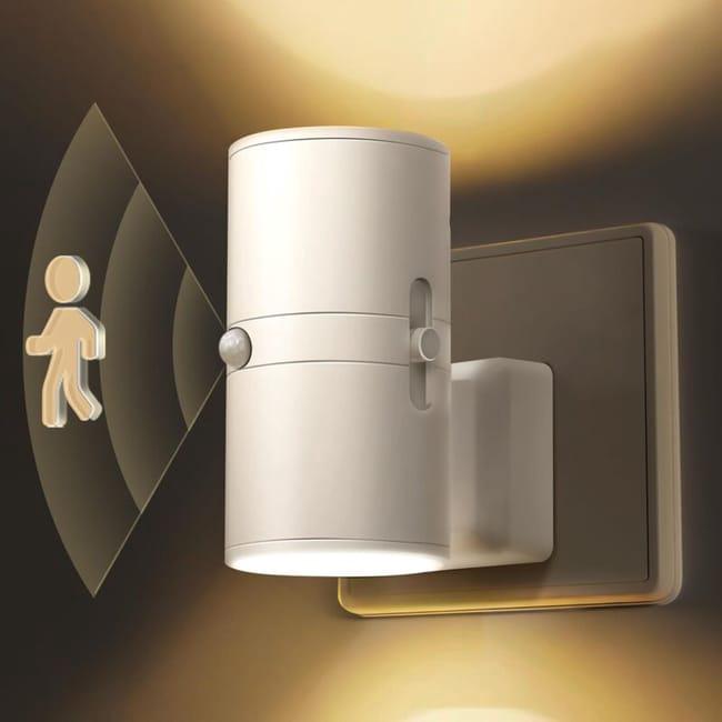 Luz nocturna enchufable, luz nocturna LED con detector de movimiento ...