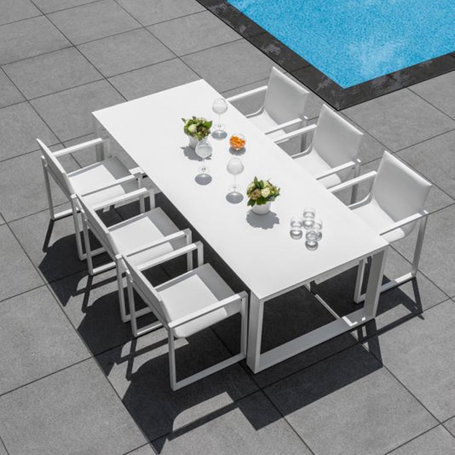 Table En Aluminium Avec Plateau En Verre 200 Cm, COMO | Leroy Merlin