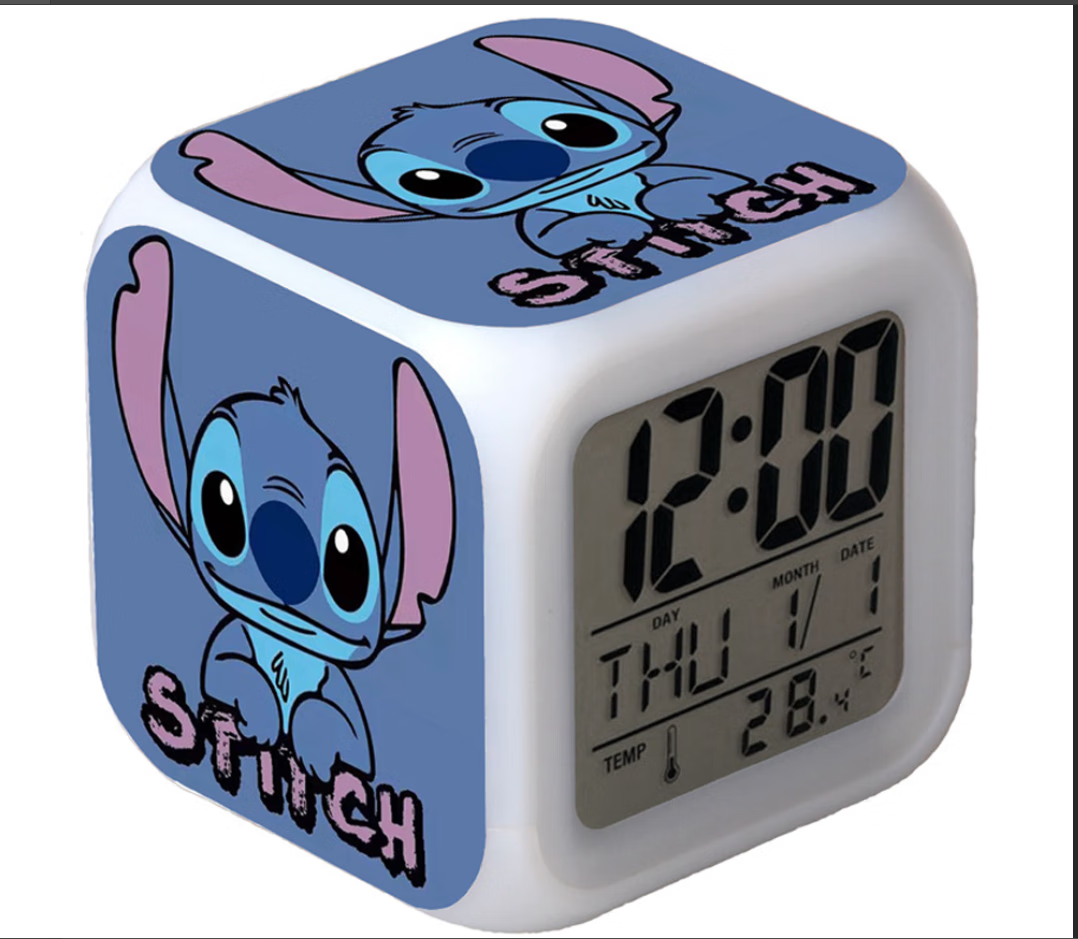 Tamaño pequeño 3 "8 cm, cosido, animación, cuna LED despertador digital ...