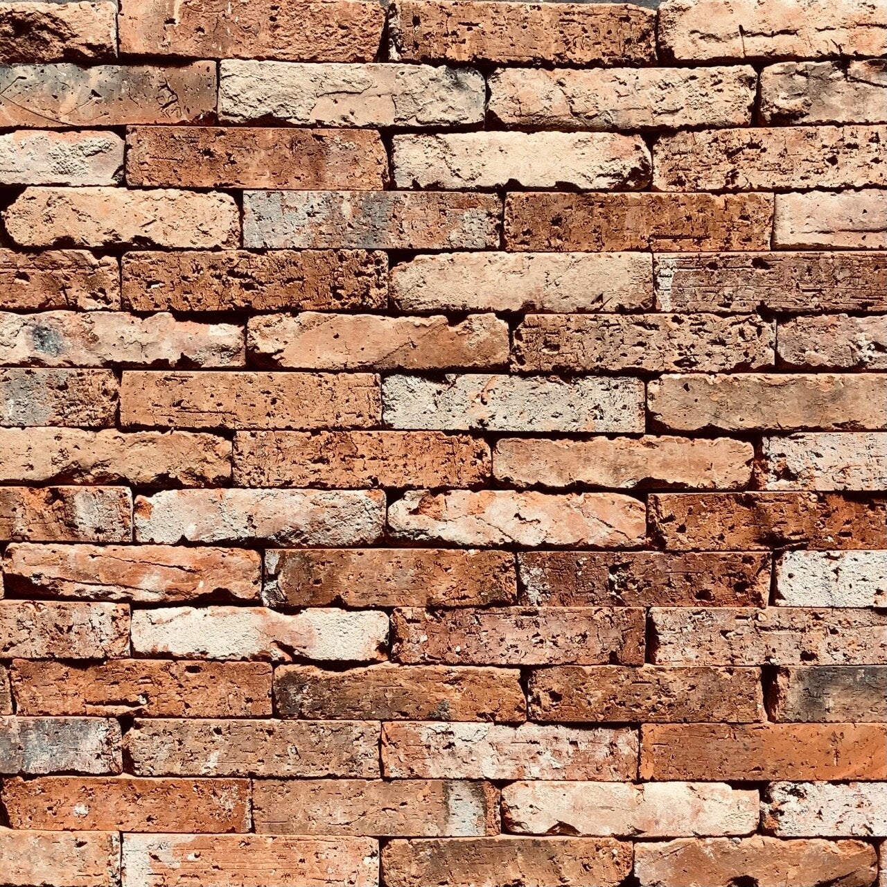 Plaquette de parement mural - Brique de parement - Parement mural ...