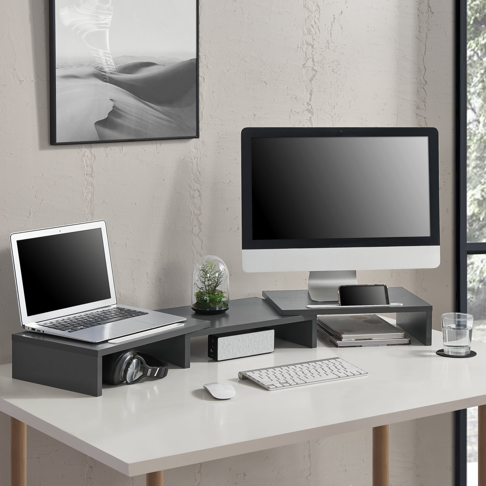 Soporte para monitor/portátil Vilppula Ajustable en altura Aglomerado ...