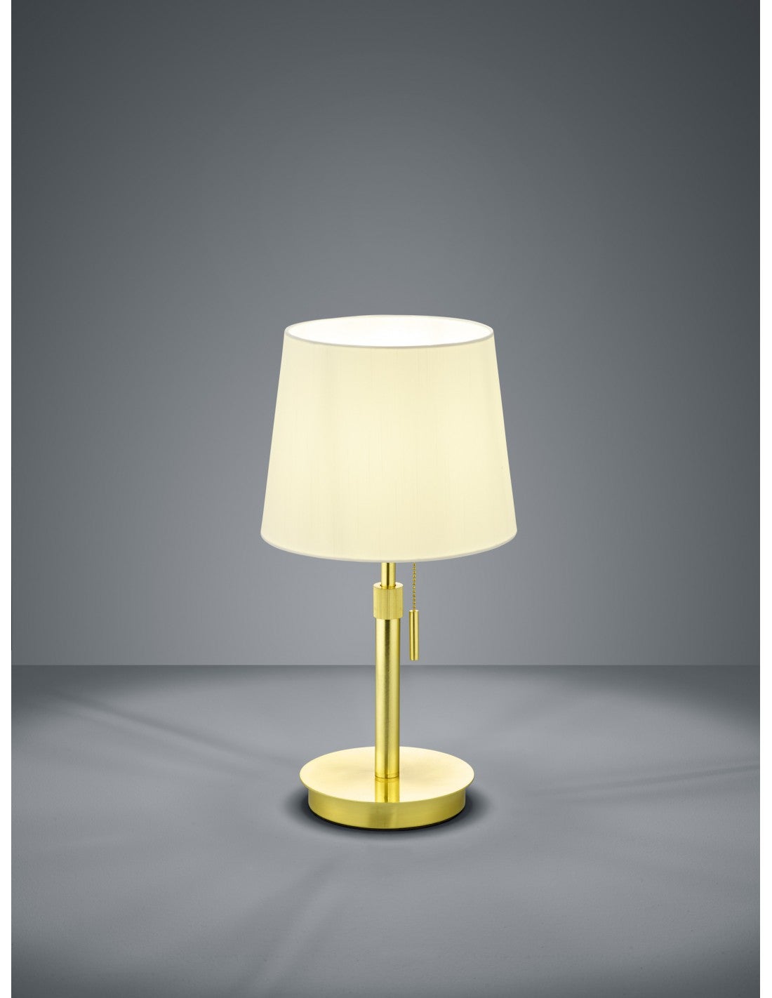 Lampe de table en laiton avec abat-jour blanc Lyon Trio Lighting ...