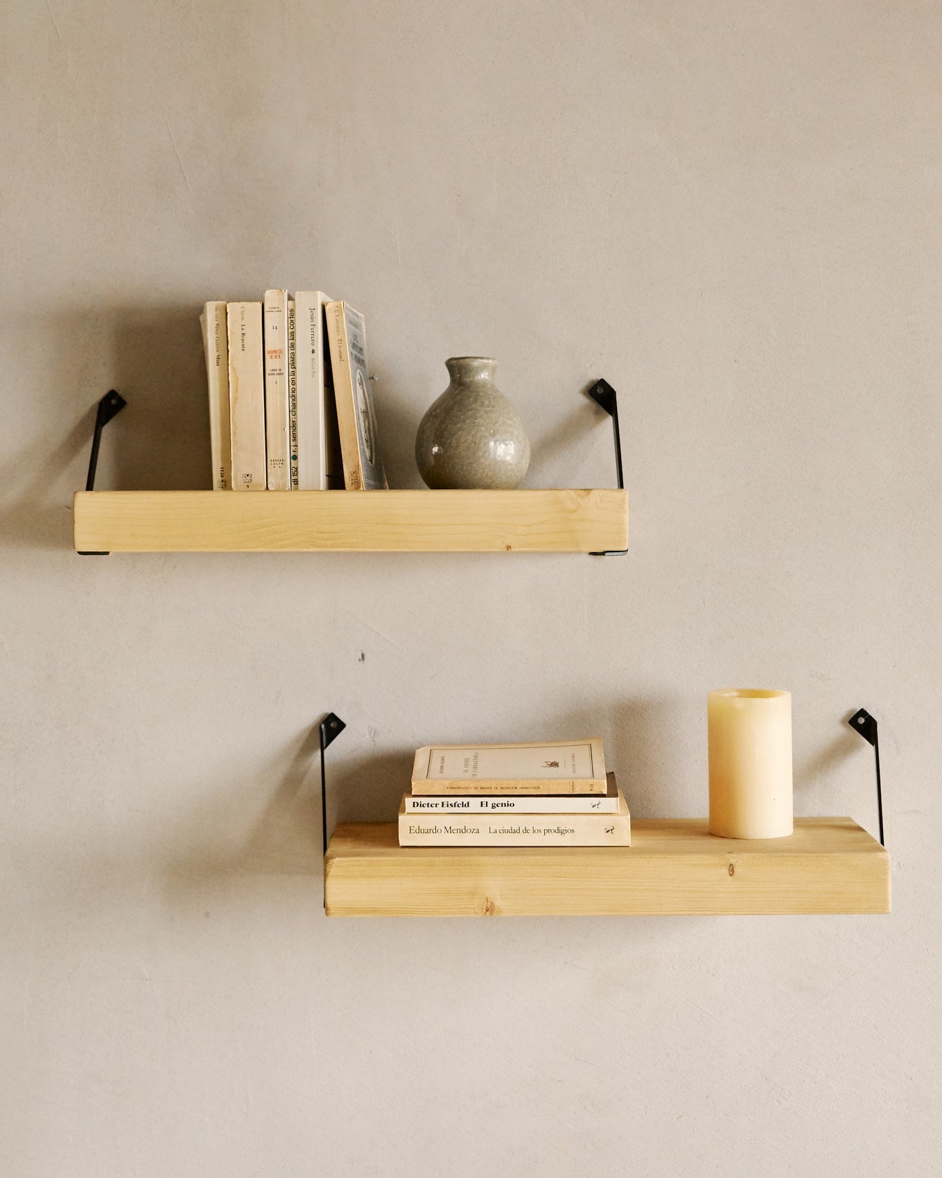 ARZHEL Estantería de madera de pino en color natural de 55 cm HANNUN ...