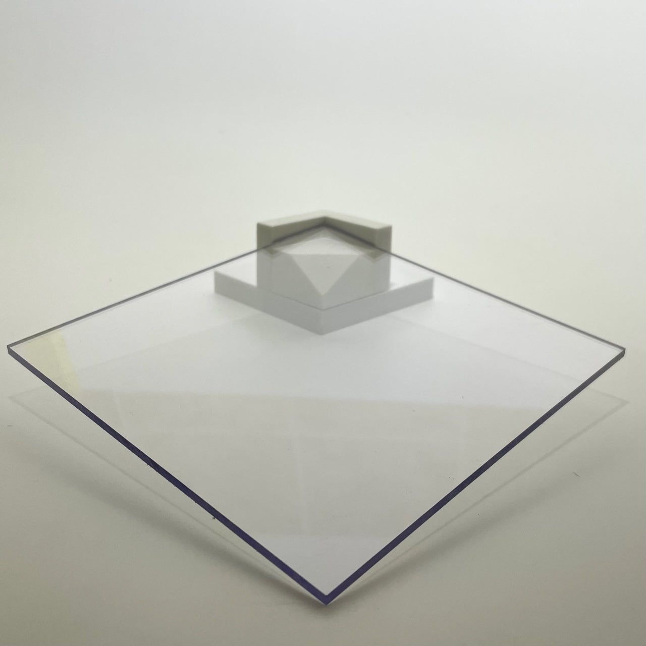 Plaque Polycarbonate Transparent Lexan Ep. 3 mm 100 x 100 cm | Leroy Merlin