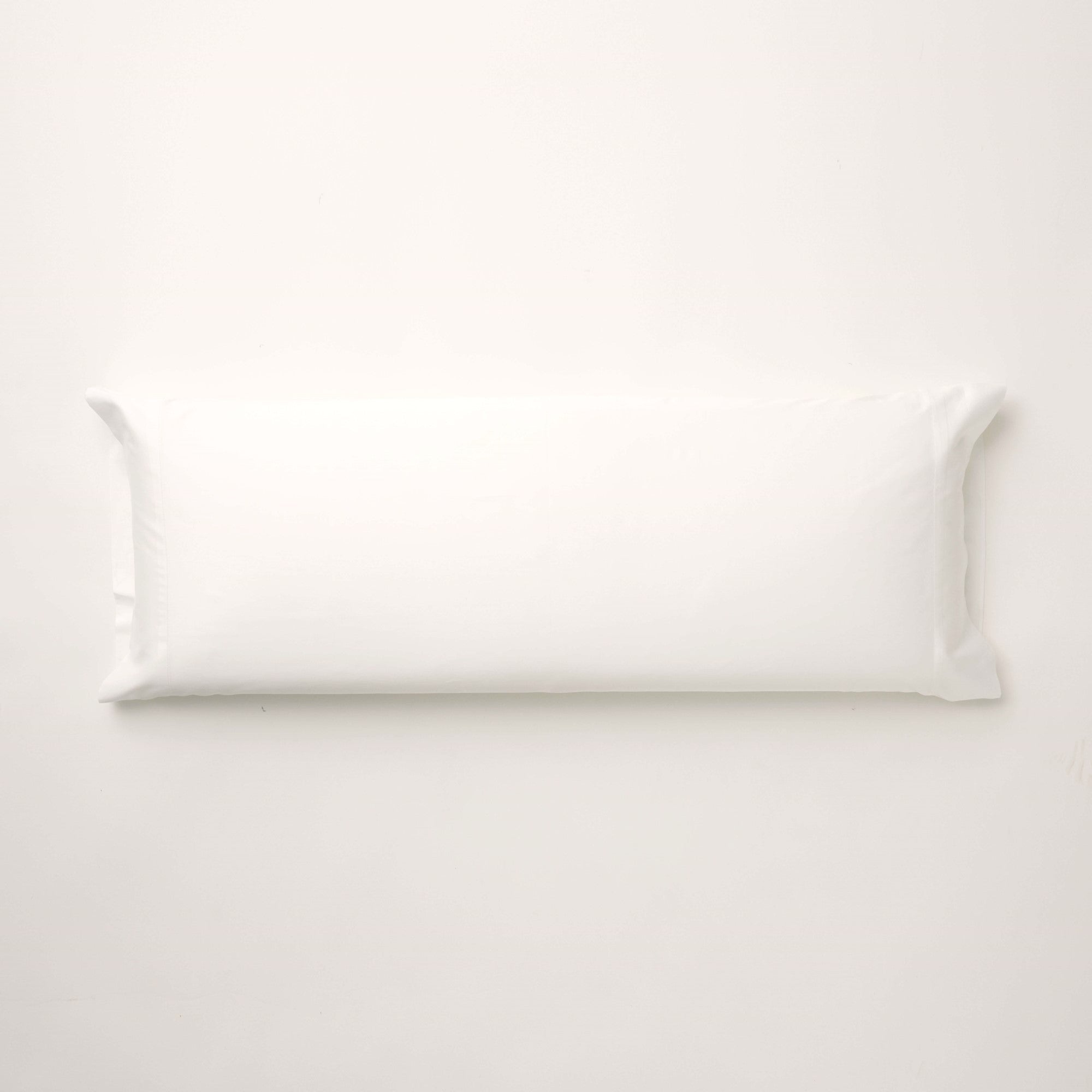 Funda De Almohada Satén 300 Hilos White - 45X125 Cm | Leroy Merlin