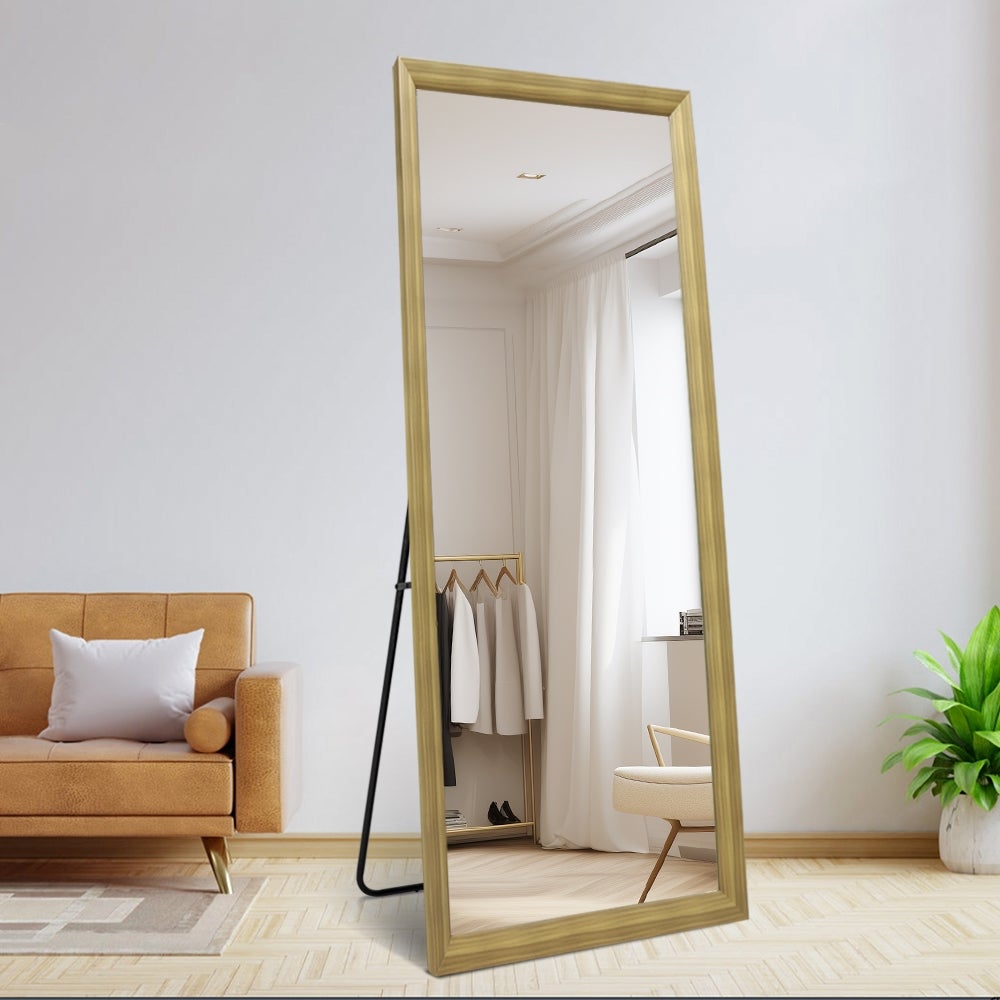 Miroir vertical 180x80cm mural au sol effet bois design Kommi | Leroy ...
