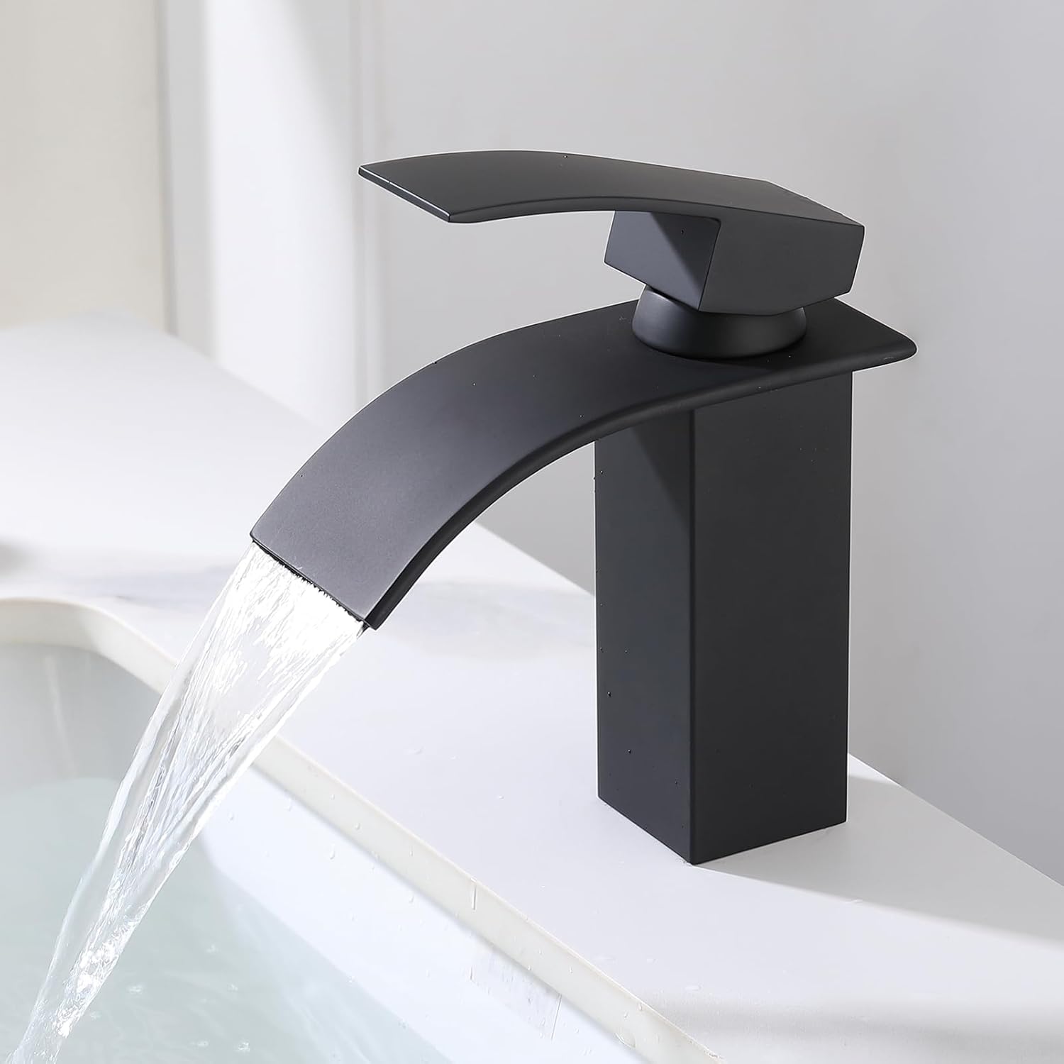 Robinet de salle de bain style cascade – Mitigeur eau chaude/eau froide ...