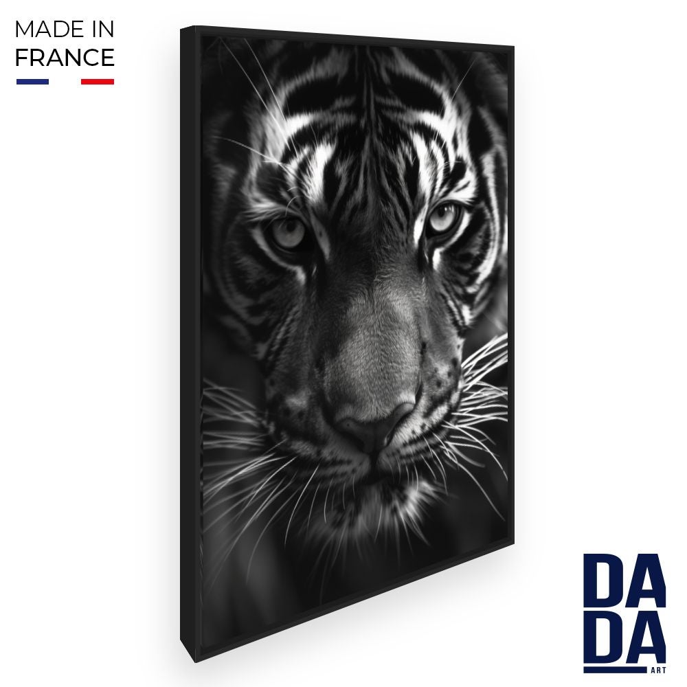 Toile encadrée Regard intense tigre / 50x70cm / Cadre Noir / Fabriqué ...