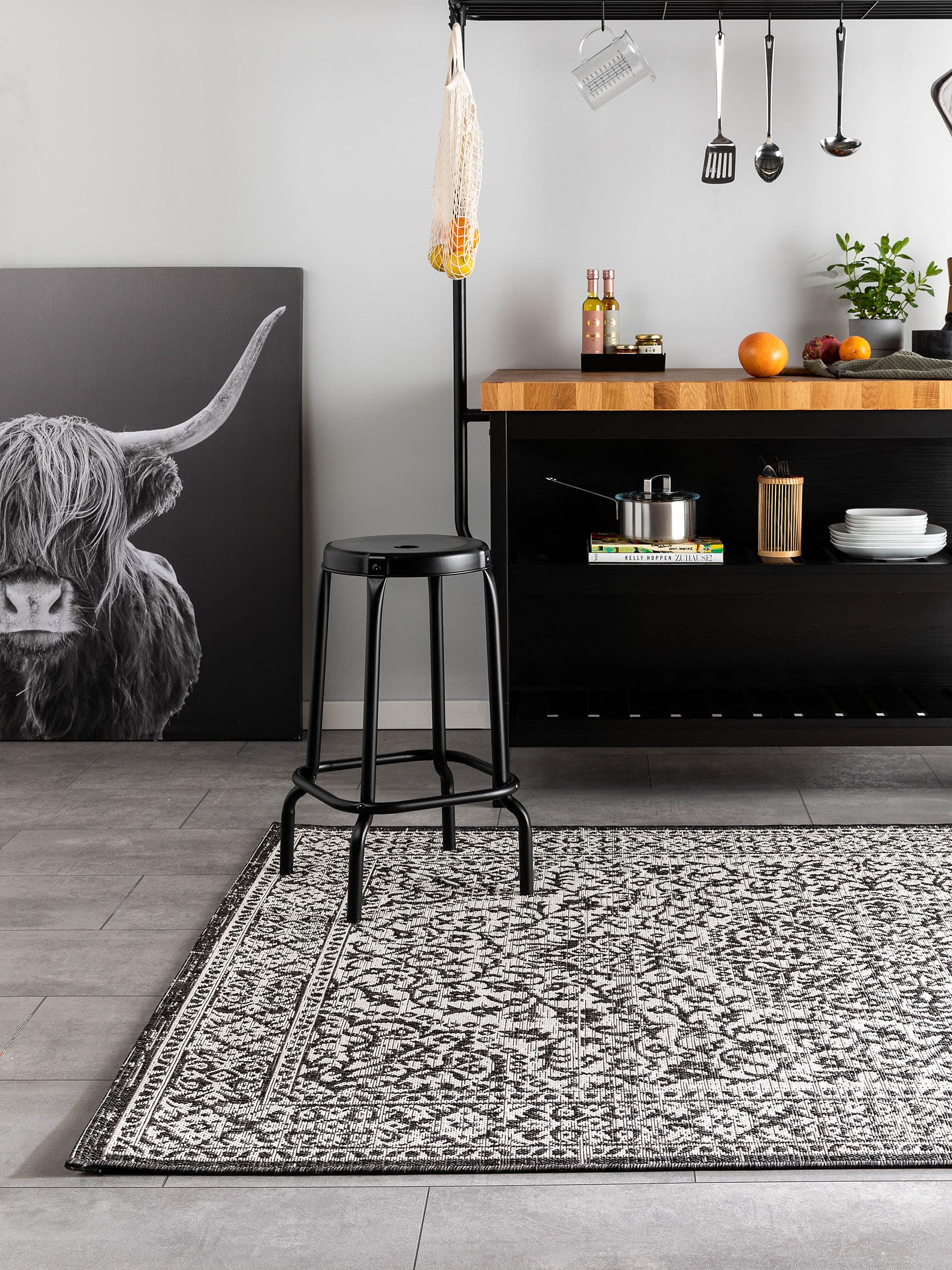 BENUTA - Tapis d'extérieur & intérieur blanc & noir 240x340 cm | Leroy ...