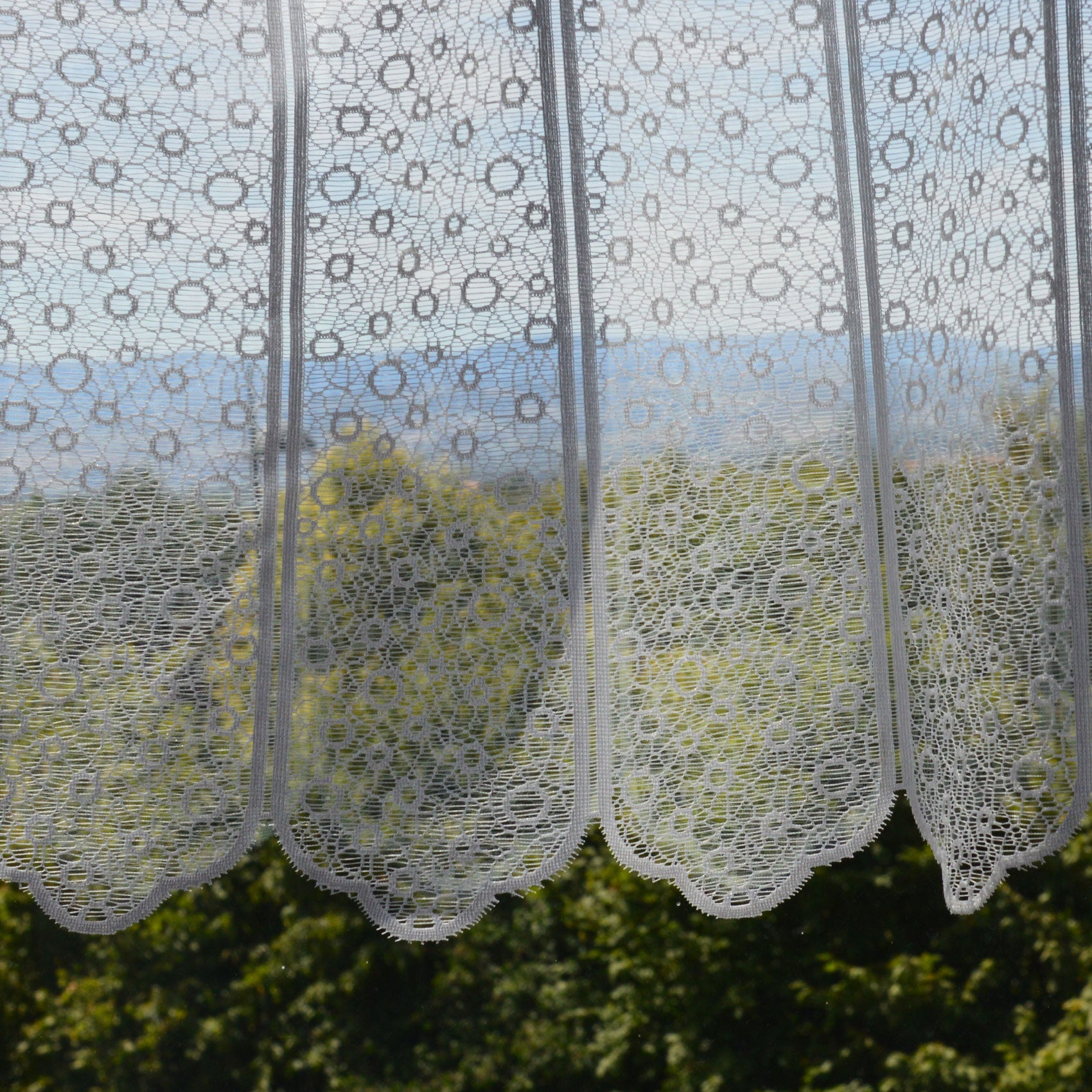 Brise bise en maille et aux cercles ajourés - Ivoire - 60x90 cm ...