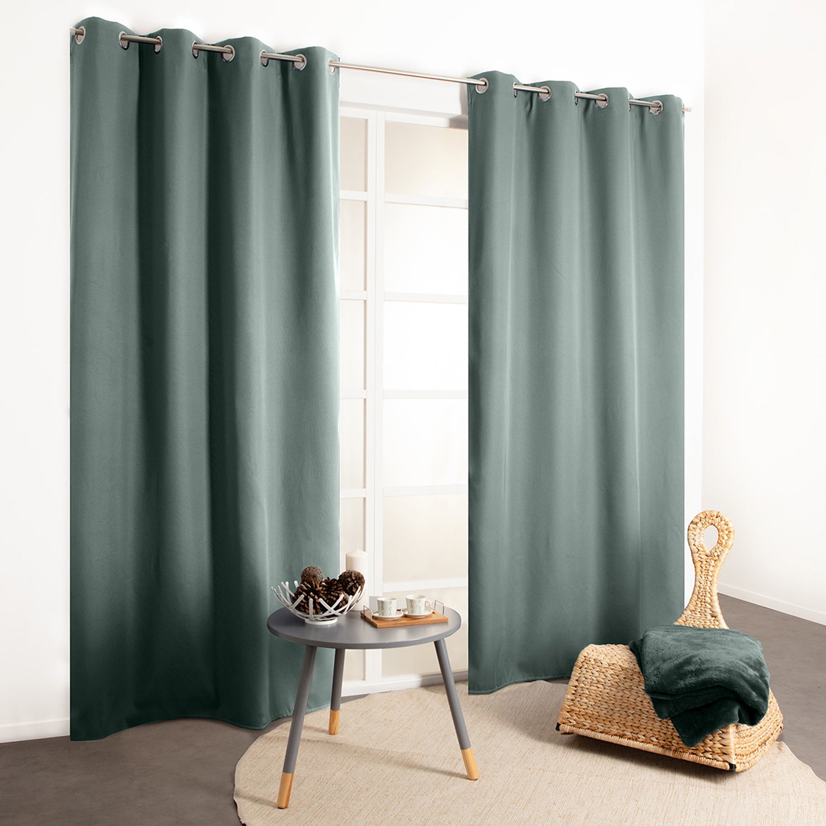 Rideau tamisant et thermique - Vert d'eau - 135x240 cm - Polyester ...