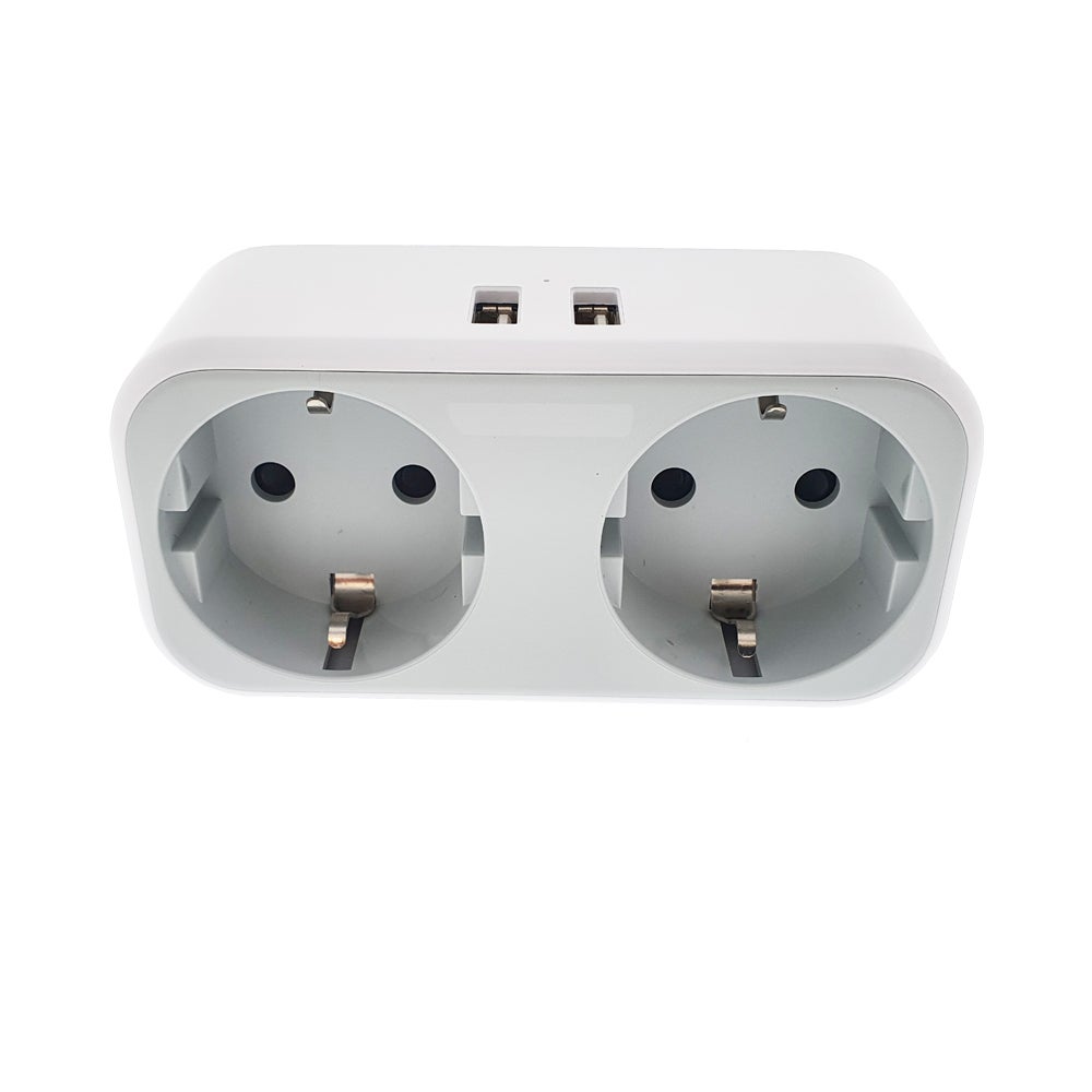 Adaptador 2 tomas 16A 2P+T con 2 puertos USB 2,4A | Leroy Merlin