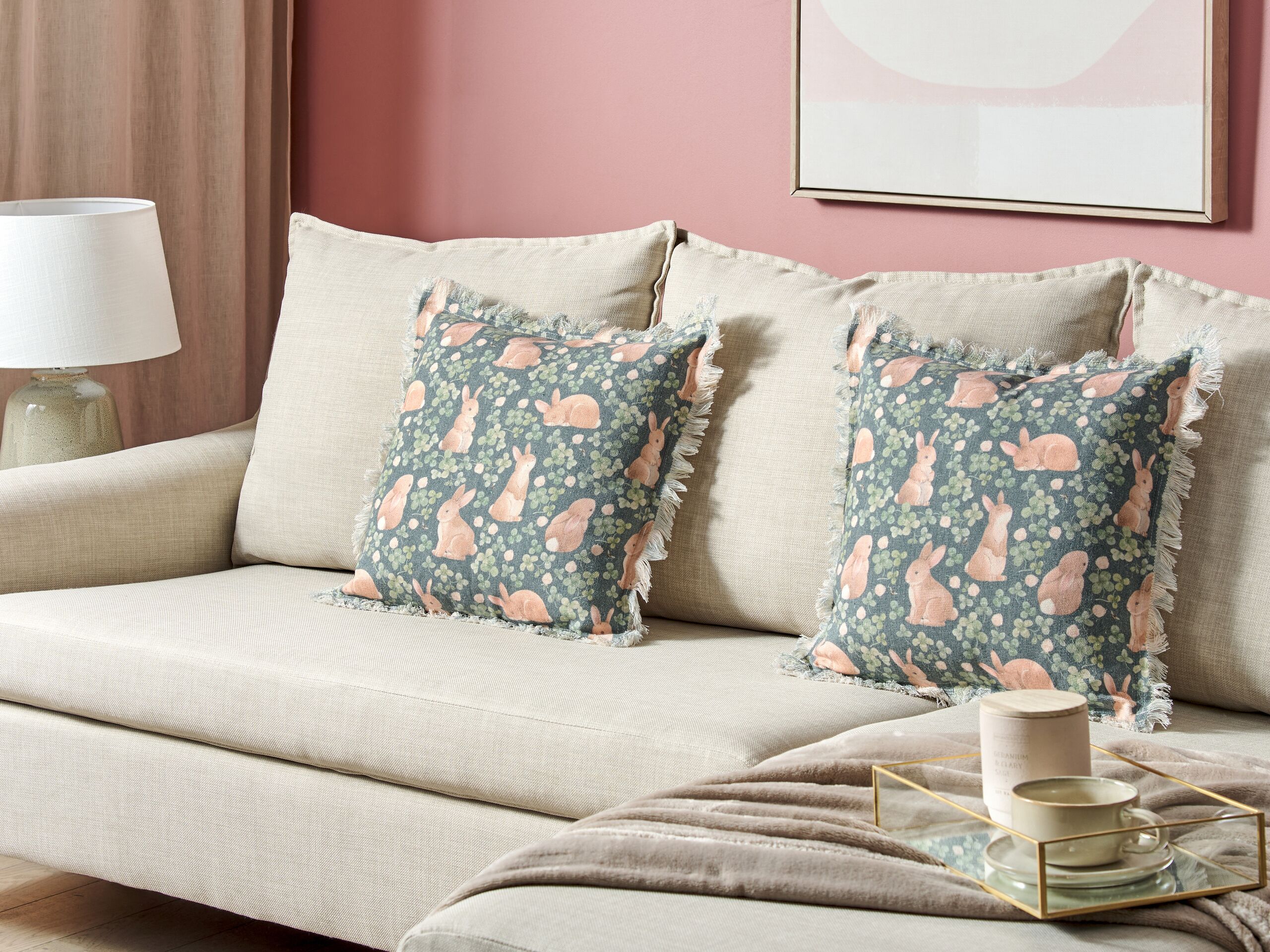 Lot de 2 coussins à motif de lapin imprimé vert 45 x 45 cm ALSTROEMERIA ...