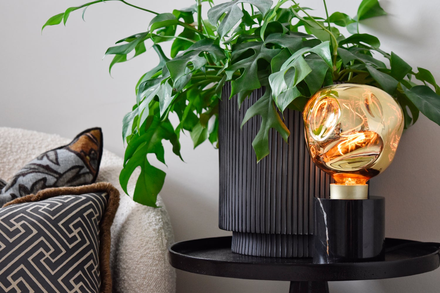 Calex - Lampe de table ronde en marbre noir, culot E27, câble 1.8m ...