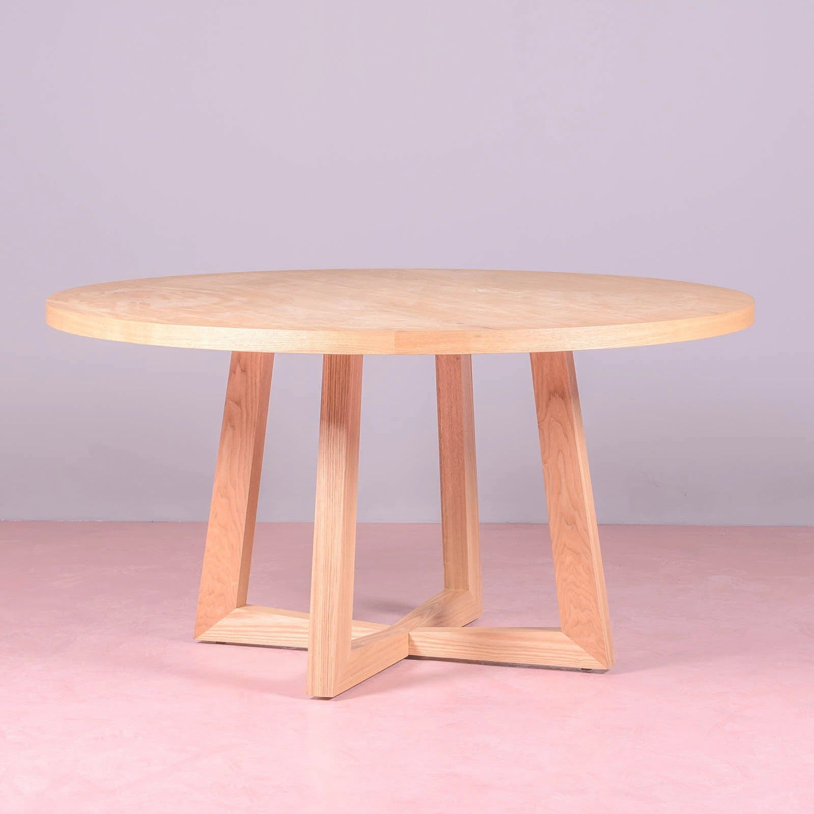 Table à manger ronde en frêne naturel (150cm) - Soho | Leroy Merlin