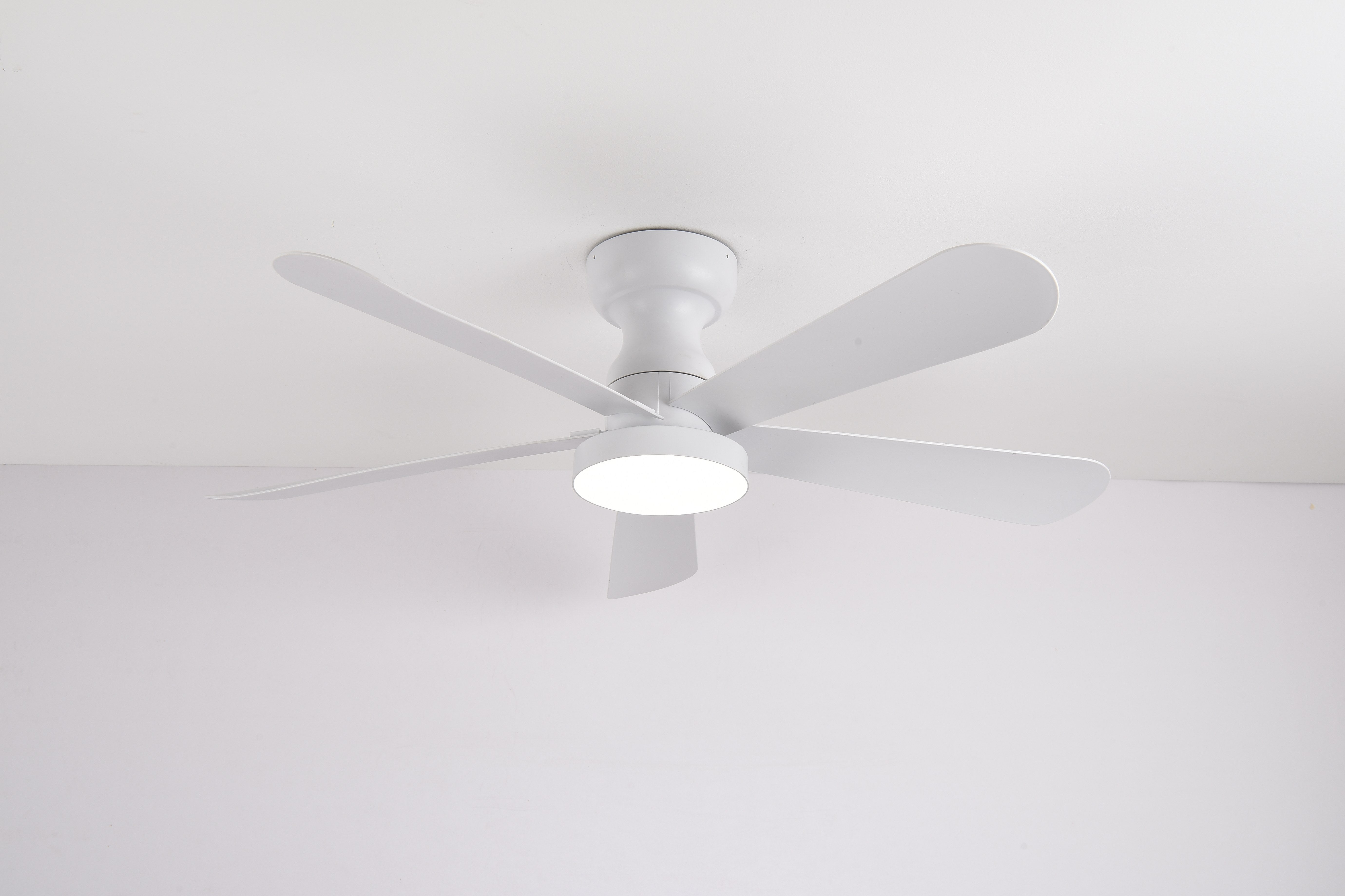 Ventilador de techo moderno 42" con luz LED CCT, Motor DC silencioso, 6 ...
