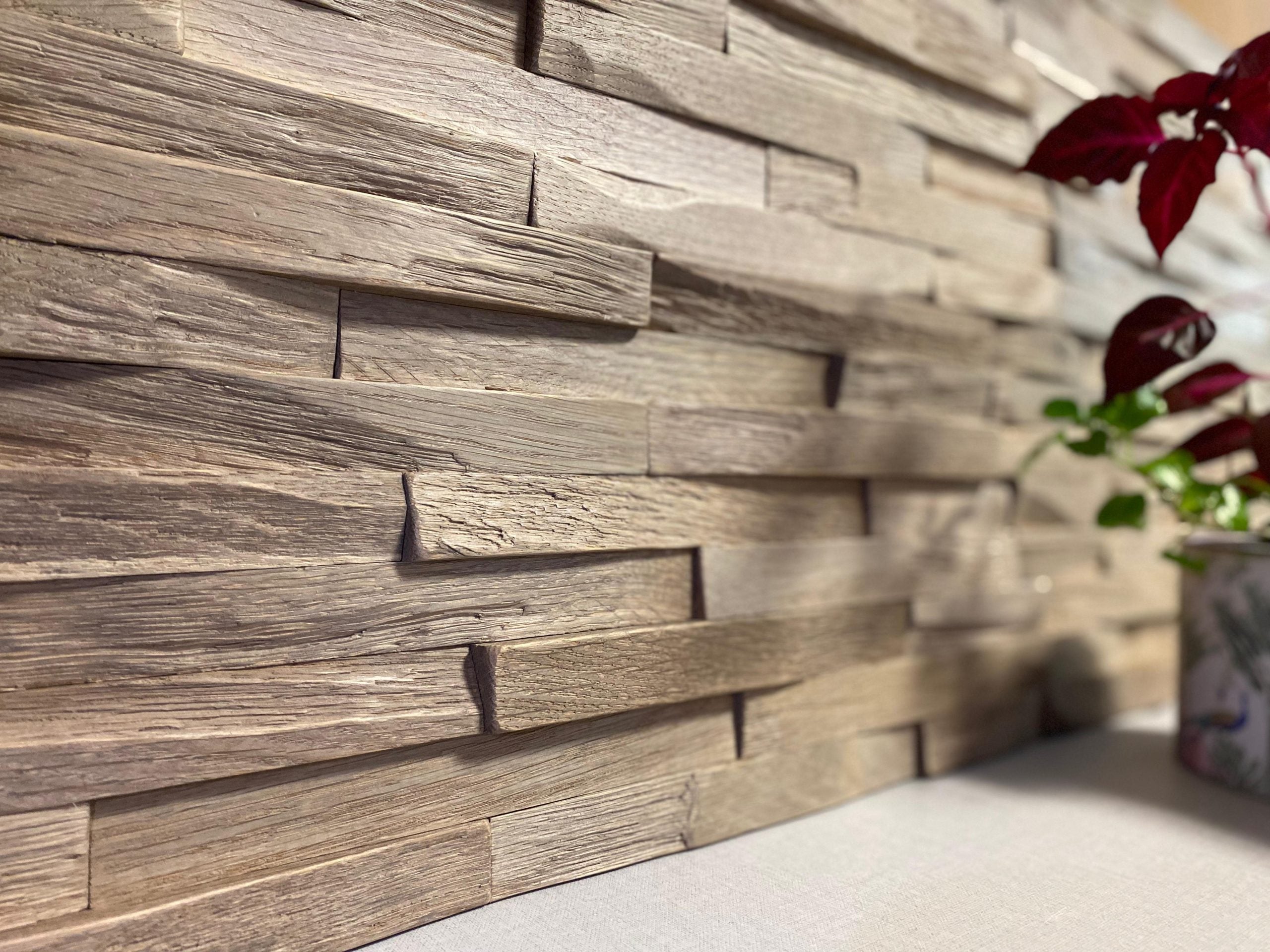 Listón Isodeco de madera roble elegance 3D gris 50x20x1-3cm | Leroy Merlin