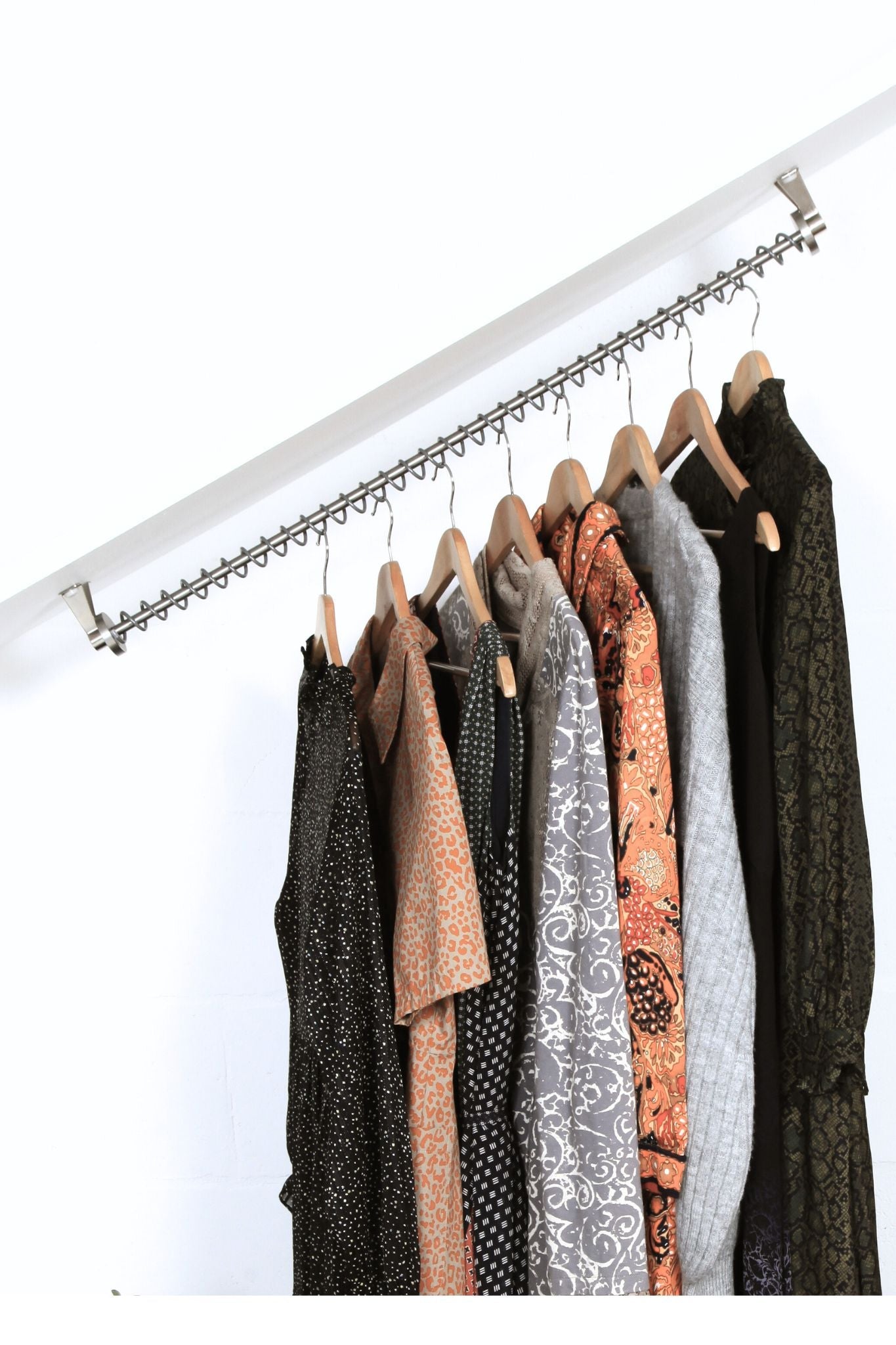 Zebedee Tringle Sous Pente – Barre à Vêtements Inclinée Pour Chambre ...