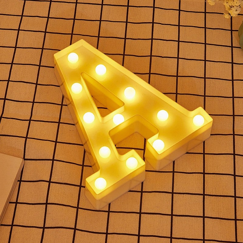 Letra LED "A" Iluminada con Luz Blanca Cálida, Altura 22cm ...