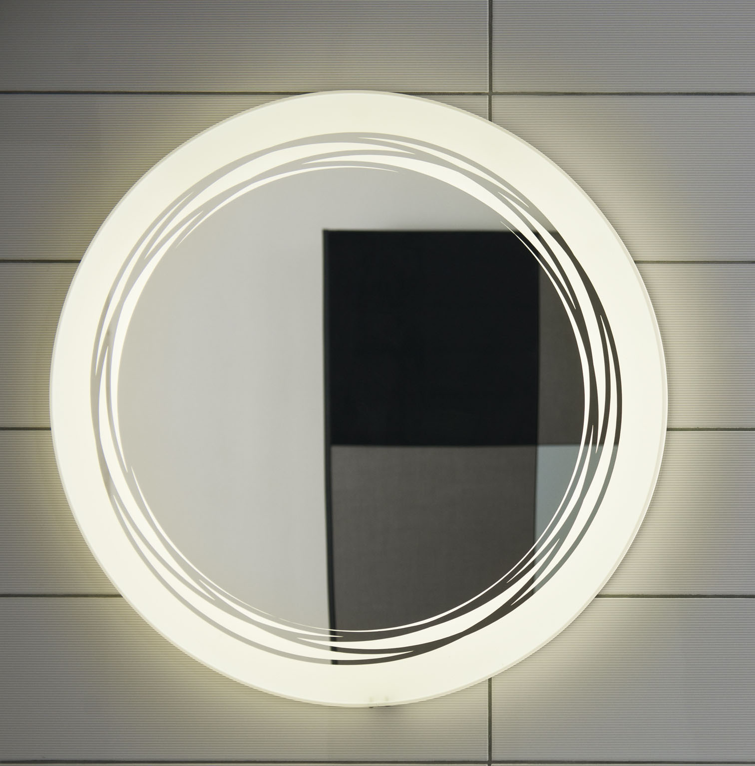 Miroir rond LED diamètre 725 mm - IP44 | Leroy Merlin
