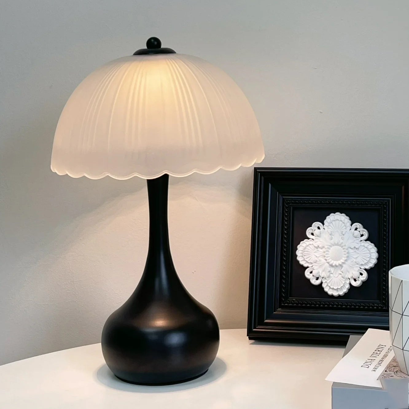 Lampe de table LED, lampe de chevet décorative avec abat-jour en verre ...