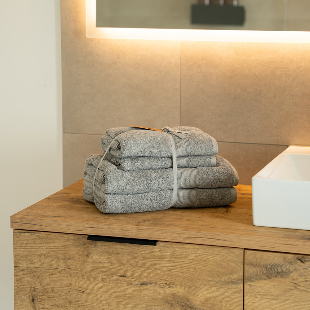 Ensemble de serviettes HOME DELUXE SOFT - 4 piéces - gris clair - 100% ...