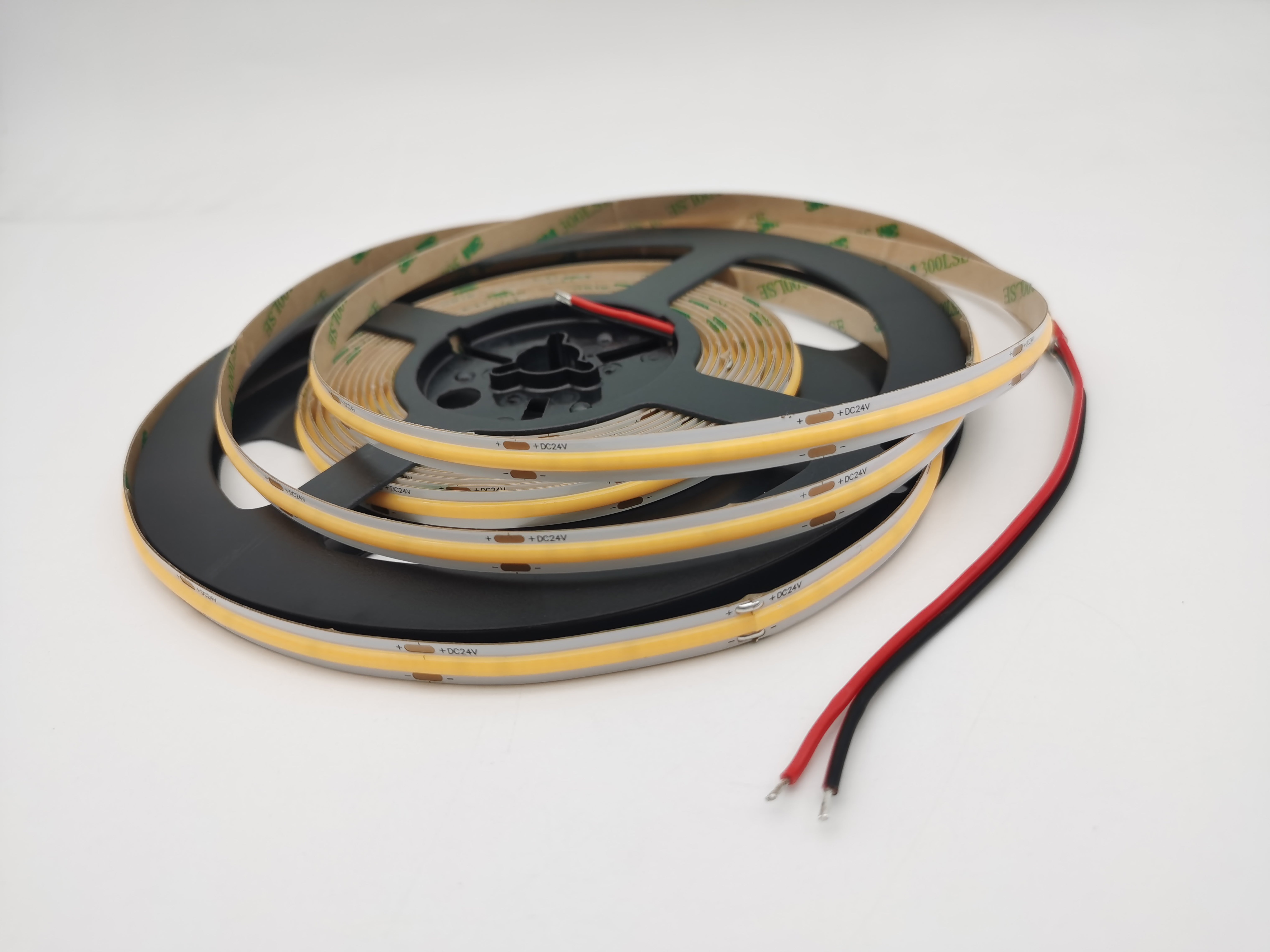 "Tira LED 24V COB 15W/m luz fría 6000K 5 metros" | Leroy Merlin