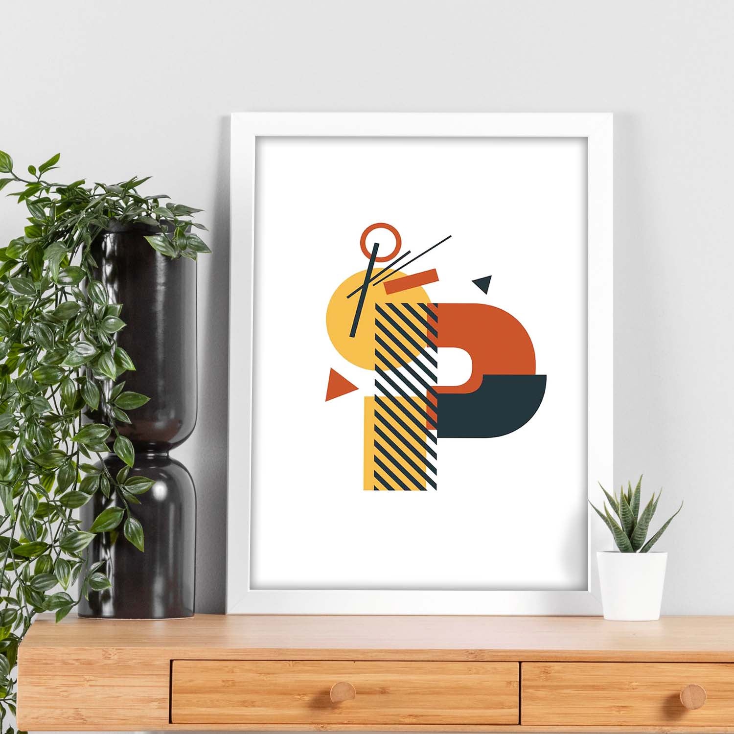 Poster De Letra P Lámina Estilo Geometria Con Formas Con Imágenes Del ...