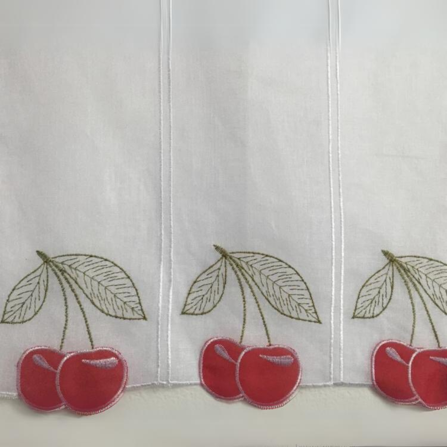 Brise bise brodé griottes - Rouge - 60x120 cm - Polyester/Poly-Lin/Lin ...