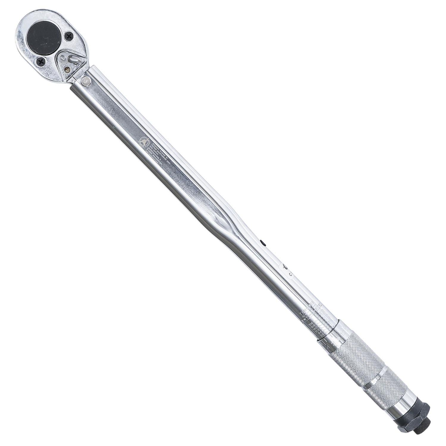 CLE DYNAMOMETRIQUE 1/2 COUPLE DE SERRAGE 28-210 NM BGS DIY | Leroy Merlin