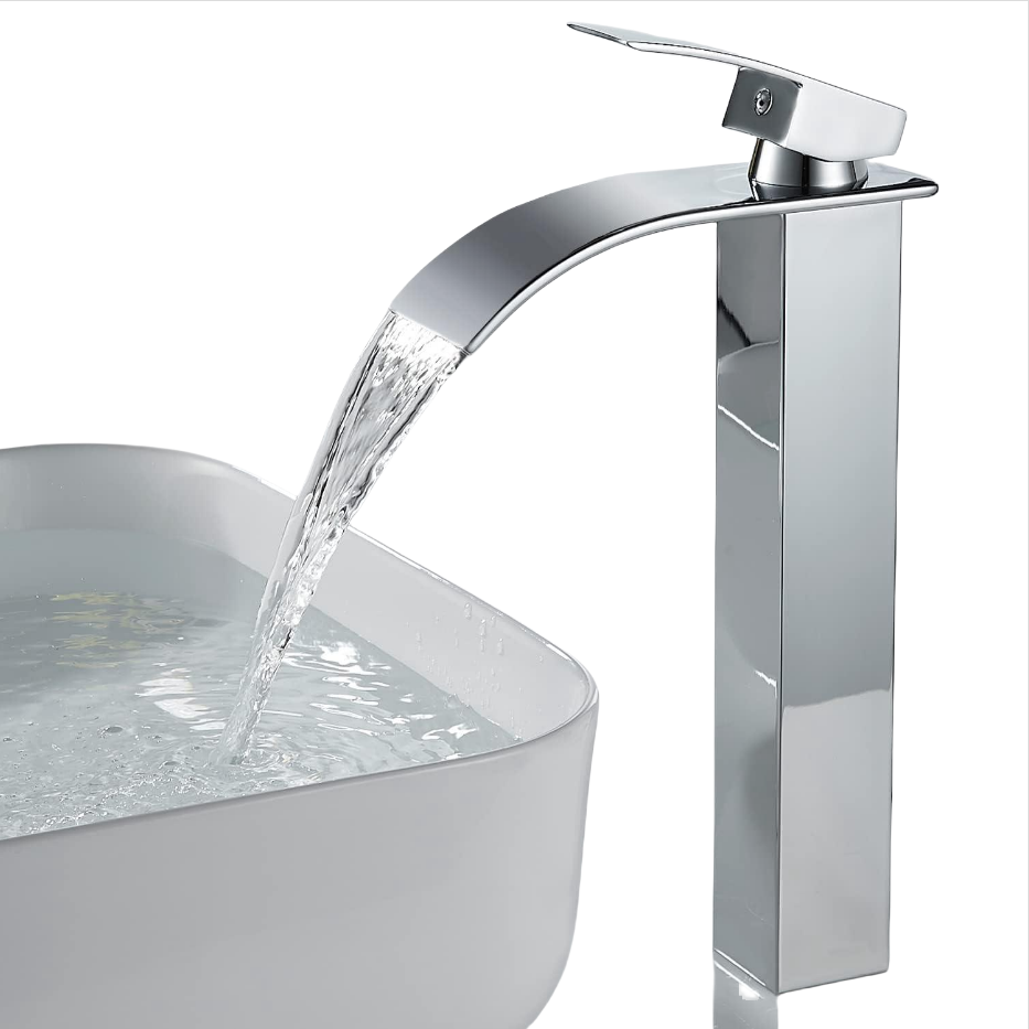 Grand robinet d'évier à cascade moderne avec eau chaude et froide ...