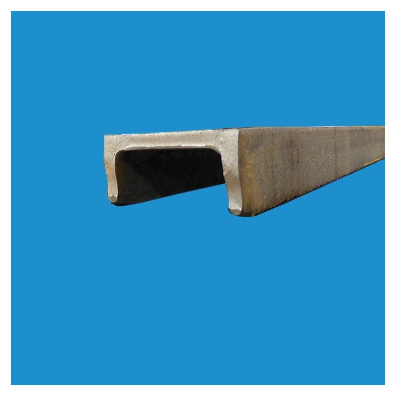 Fer u acier 60x30 ep 6 mm, Longueur : 4 metres | Leroy Merlin