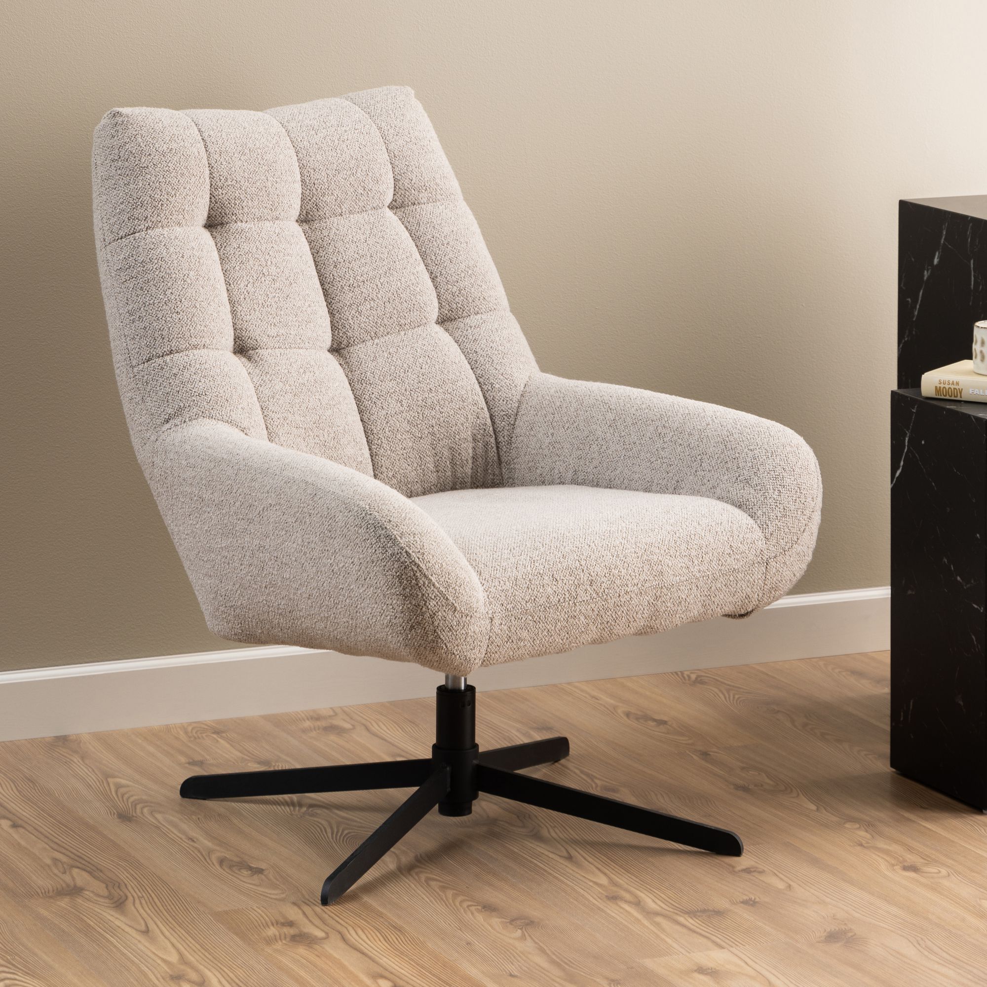 Fauteuil pivotant 73x82x88 cm en tissu bouclette beige | Leroy Merlin