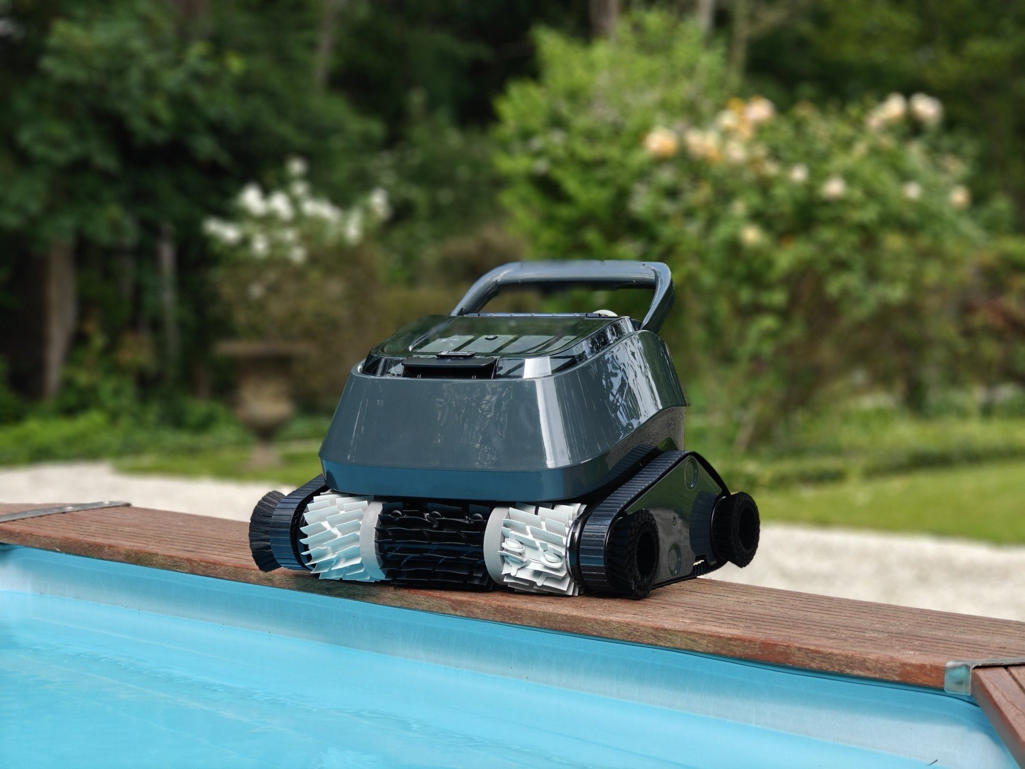 Robot Piscine Électrique Fond et Parois 8STREME 7320 Haute Adhérence ...