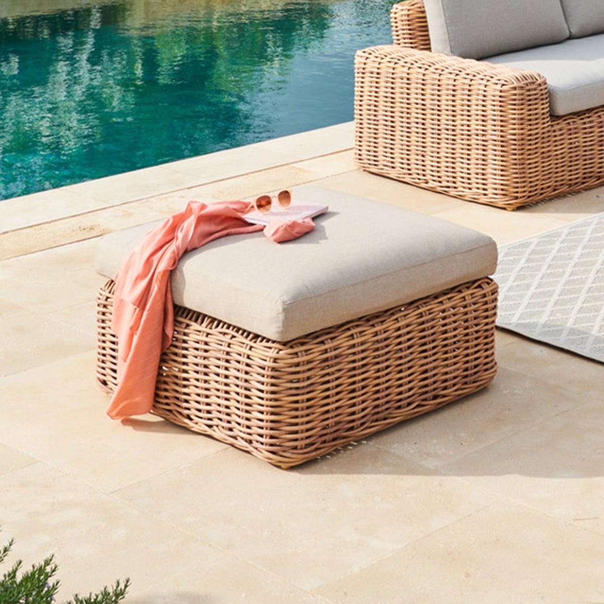 Pouf de jardin Savinia Tahini - Hespéride | Leroy Merlin