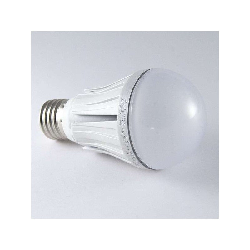 Conjunto de 5 bombillas LED E27 7W 550lm forma A60 - Natural White 4200K | Leroy Merlin