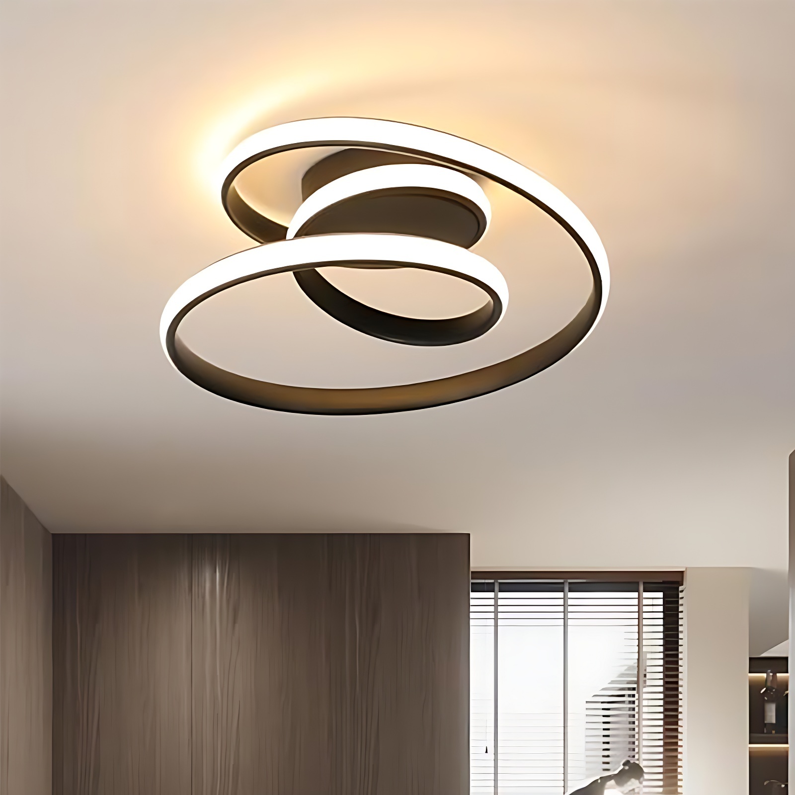 Luce a soffitto a LED moderna, sala illuminazione del soffitto ...