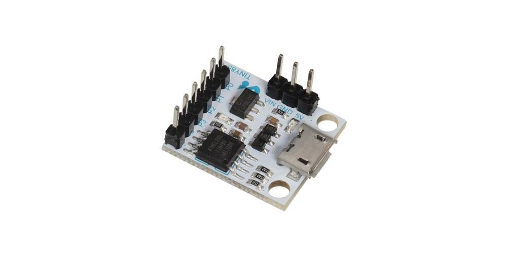 Whadda ATTINY85 ARDUINO® COMPATIBLE MICRO DEVELOPMENT BOARD | Leroy Merlin