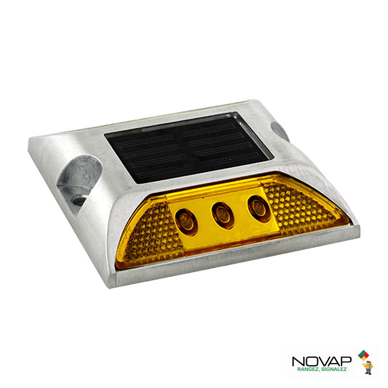 Plot routier à LED solaire - Jaune - 6100669 | Leroy Merlin