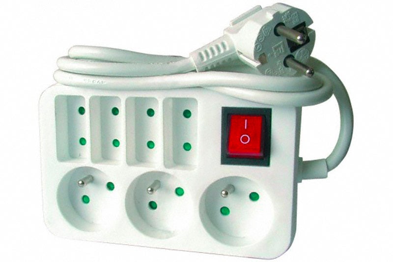 CONECTICPLUS Multiprise électrique 3 prises 2 pôles | Leroy Merlin