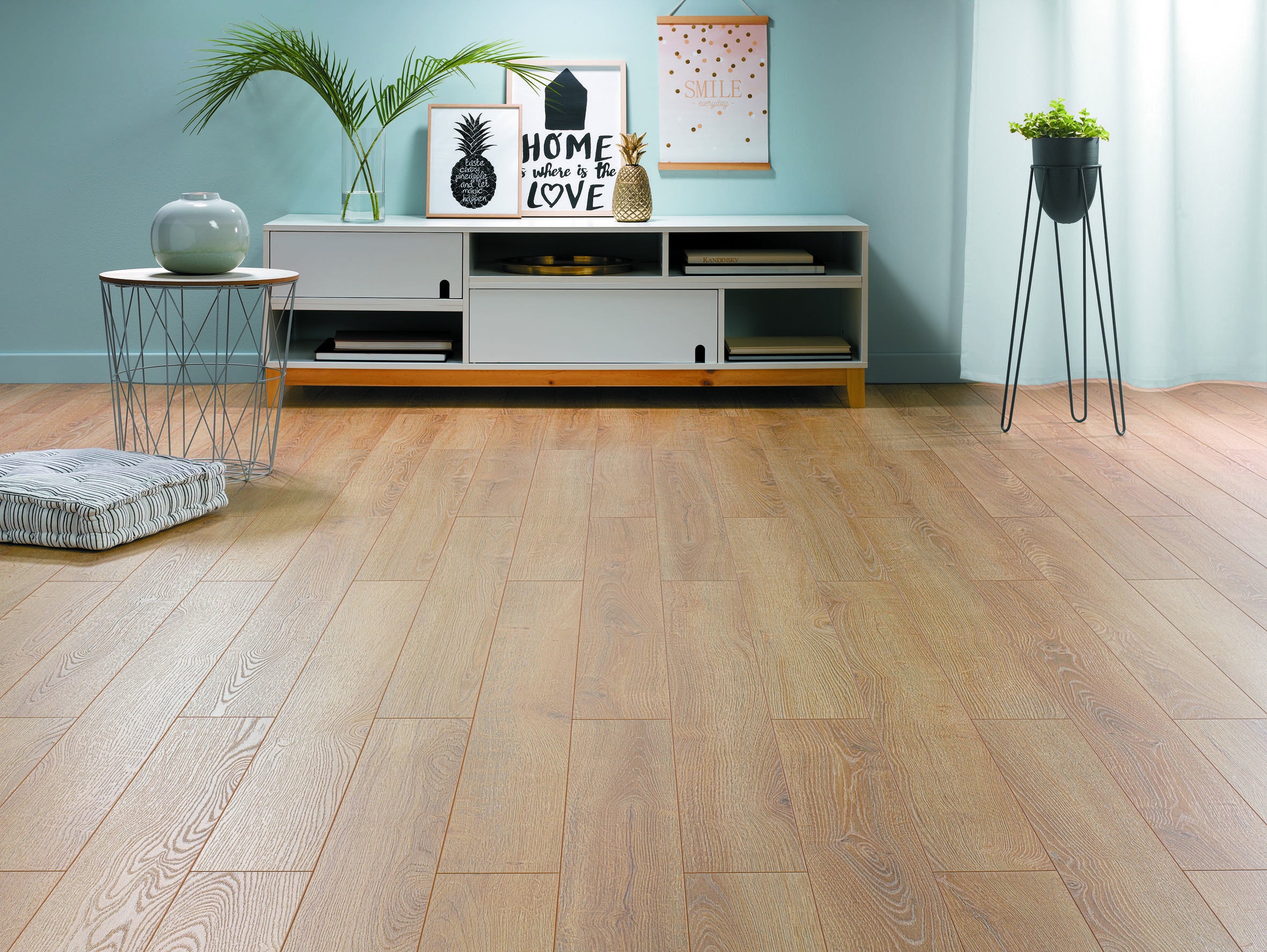 Parquet stratifié 12 mm NAMUR SOLID PLUS | Bricoman