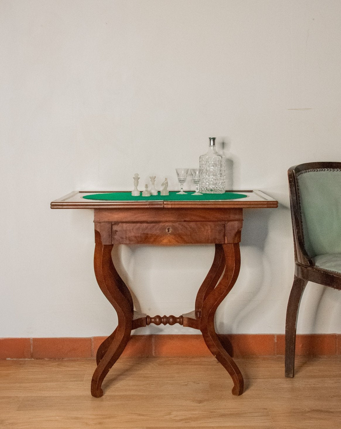 Table de jeux en bois Francine N°524 - Bon état | Leroy Merlin