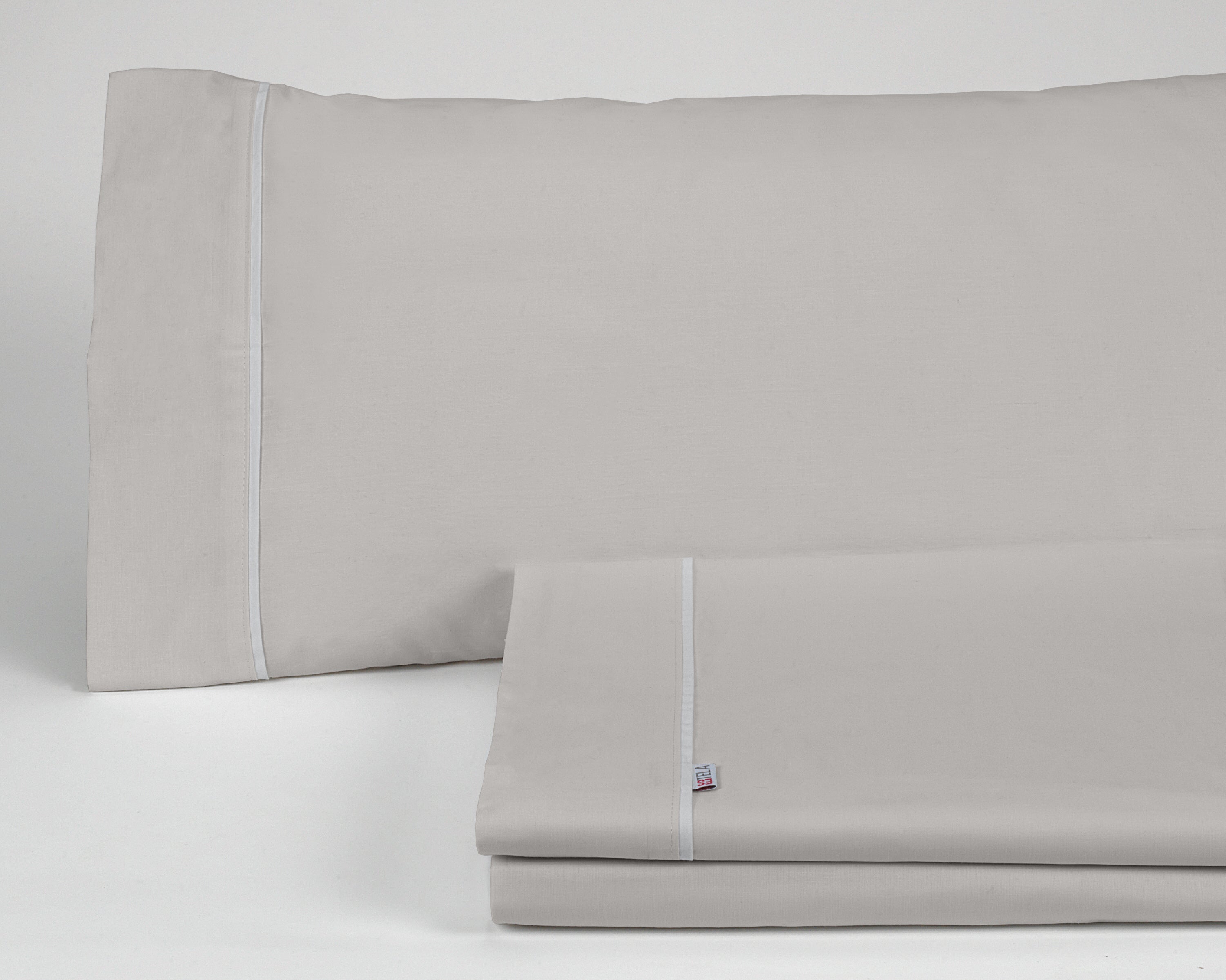 Completo lenzuola tinta unita color piombo - letto 150 | Leroy Merlin