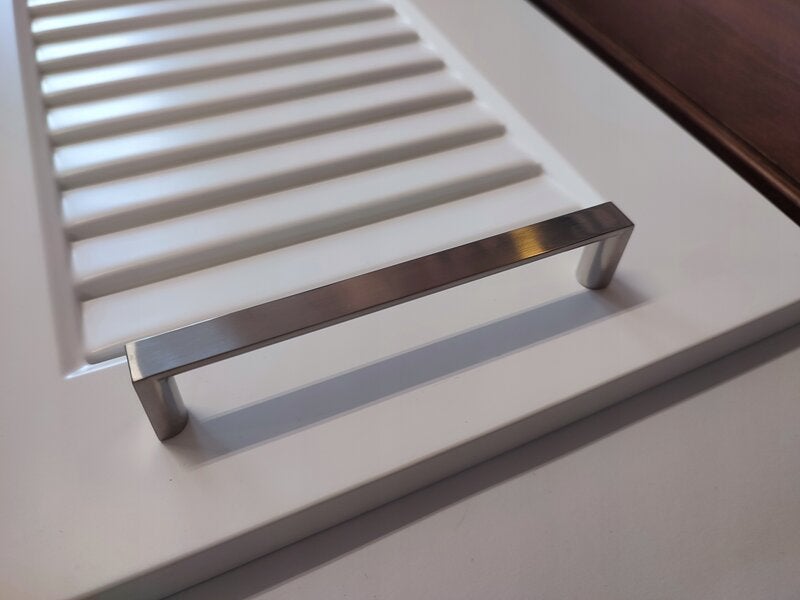 Tirador Baldini Um-018, 256 mm, nickelé inoxydable, poli | Leroy Merlin