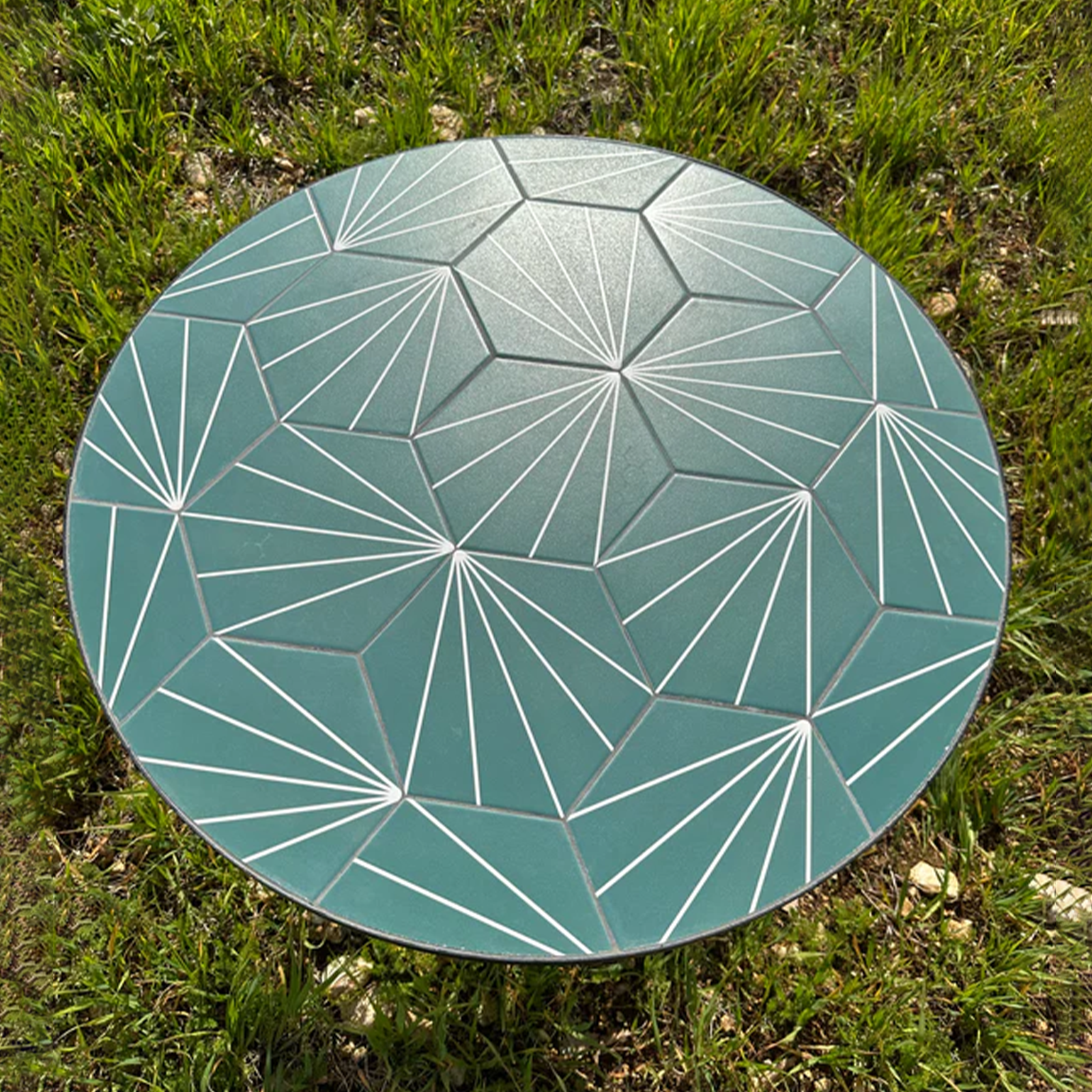 Tavolo bistrot in acciaio Decojardin New Age piano con ceramica mosaico ...