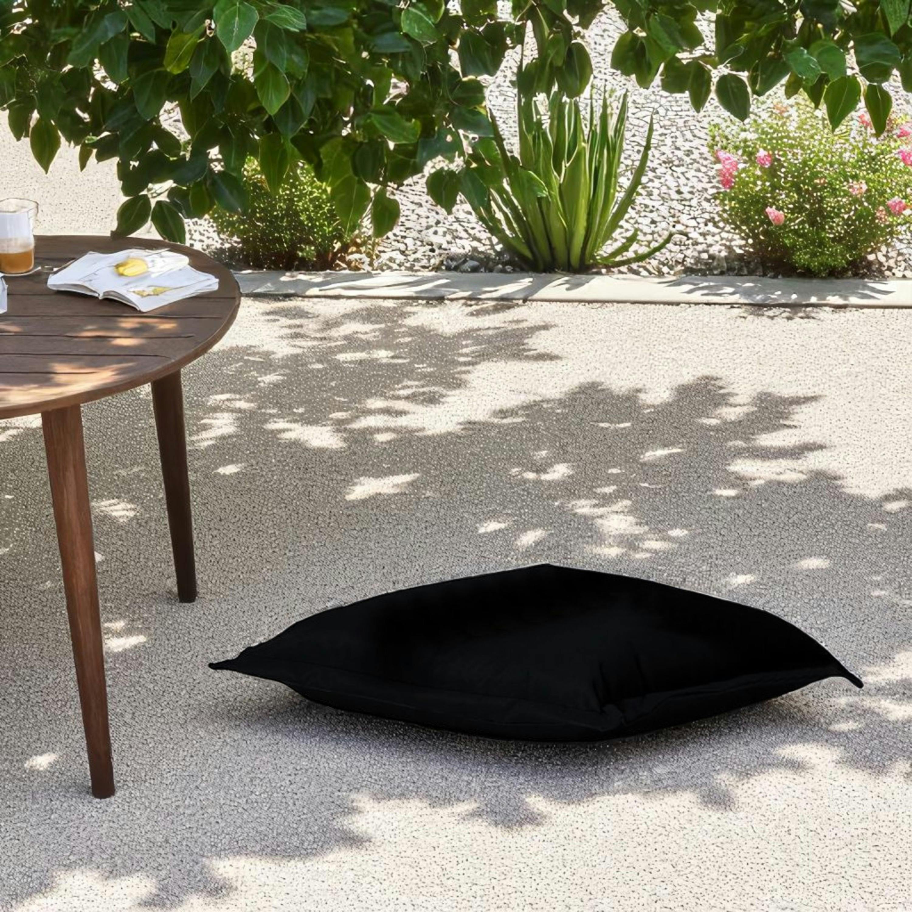 Pouf coussin de sol extérieur imperméable - noir ARTA | Leroy Merlin